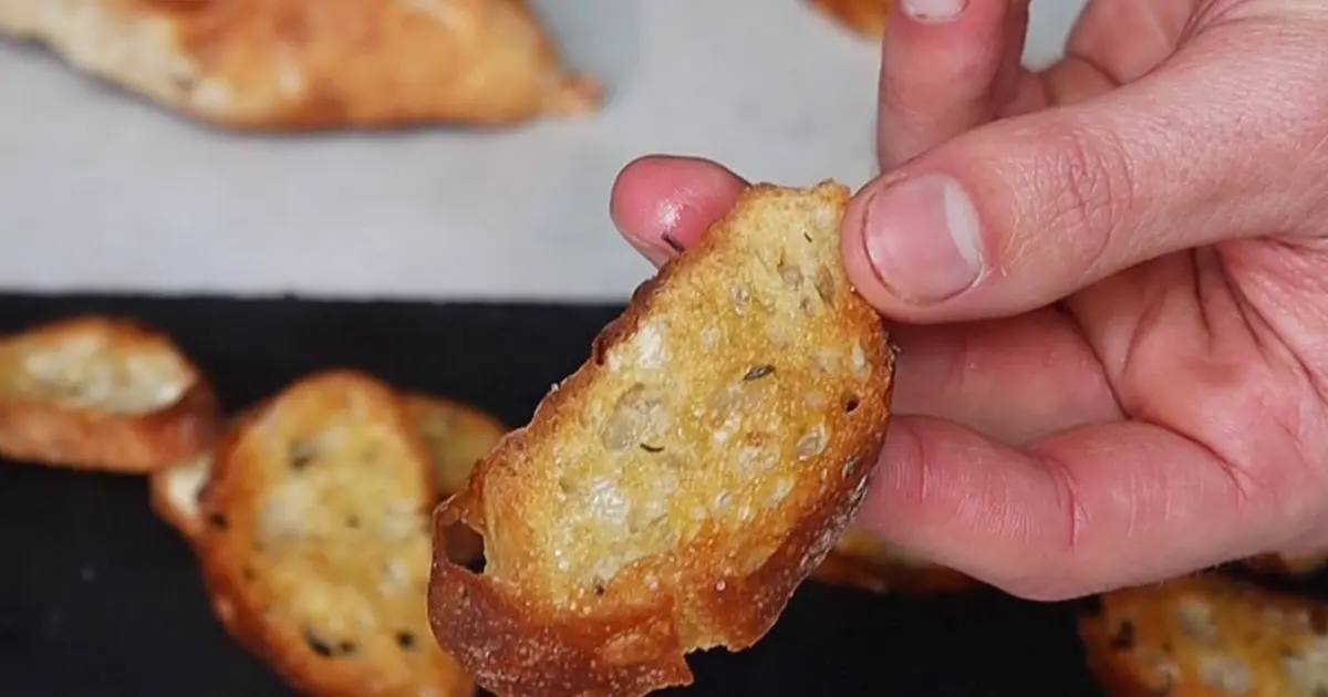 Crispy Bread Chips 🥖🔥 never throw away your old bread again! Recipe ...