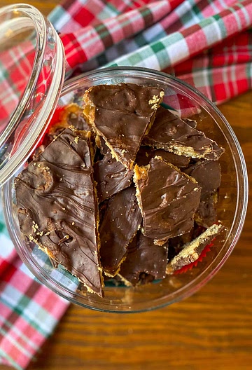 coyote droppings candy