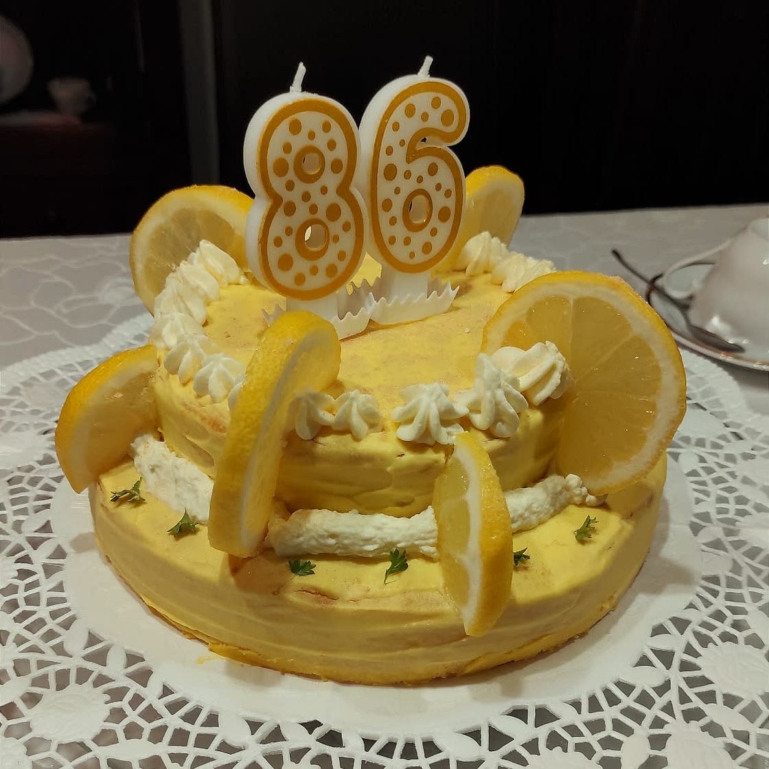 Lemon Cake w/ Lemon Curd and Mascarpone Whipped cream 🍋 Recipe ...