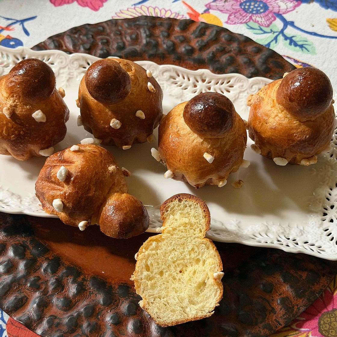 Classic French Brioche | Parisienne aka Brioche à Tête Recipe | Samsung ...