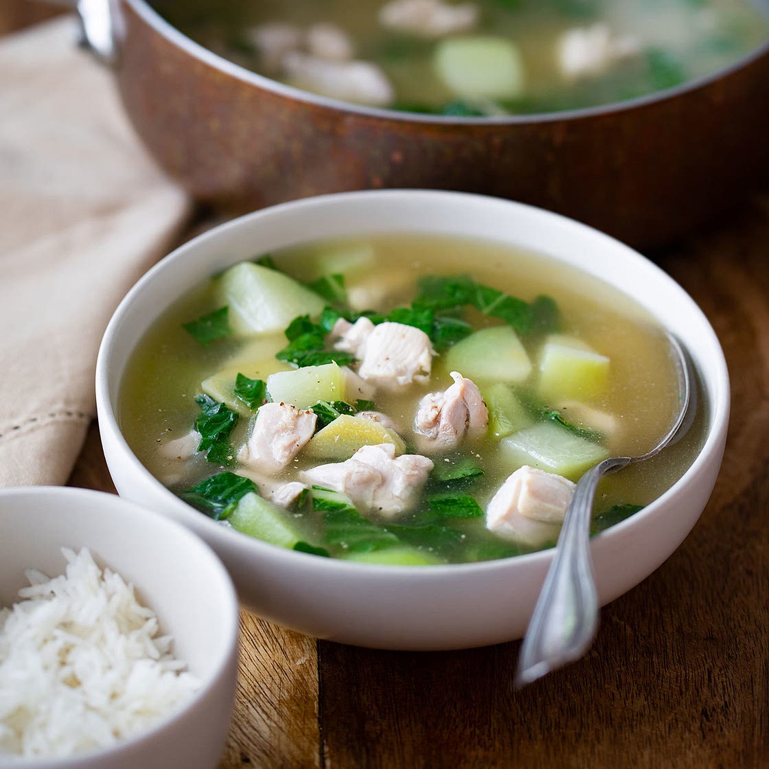 how to cook chicken soup filipino style