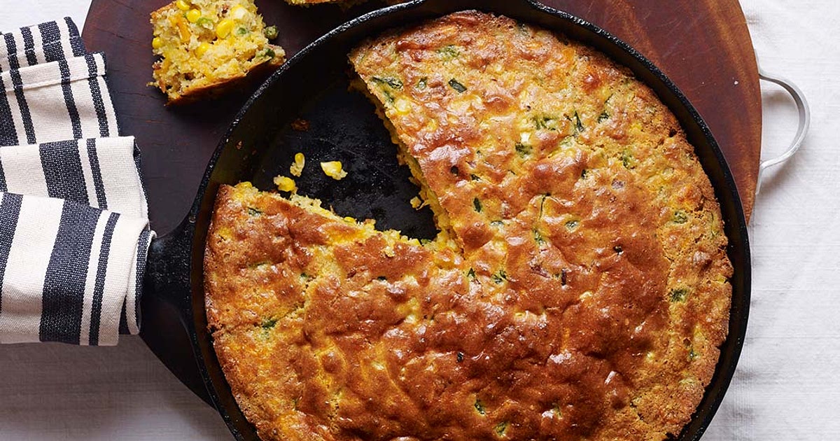 Poblano, Bacon and Cheddar Skillet Cornbread Recipe | Samsung Food App