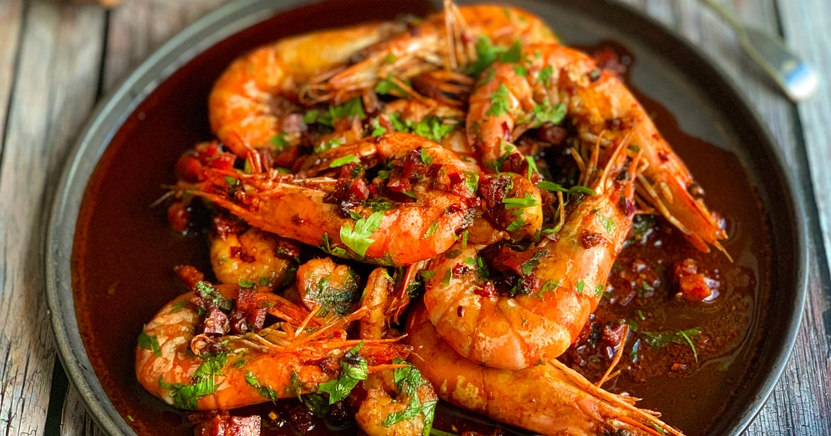 Gambas Pil Pil with Smoky Chorizo Recipe | Samsung Food App
