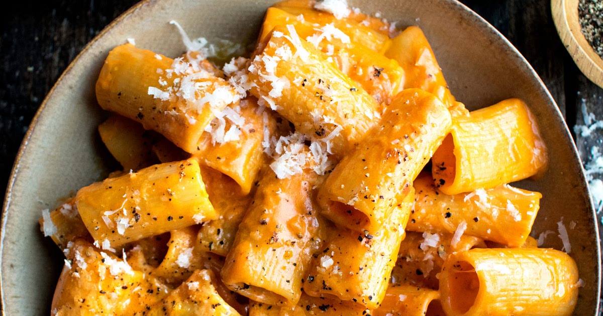Rigatoni with Creamy Brandy Tomato Sauce Recipe | Samsung Food App