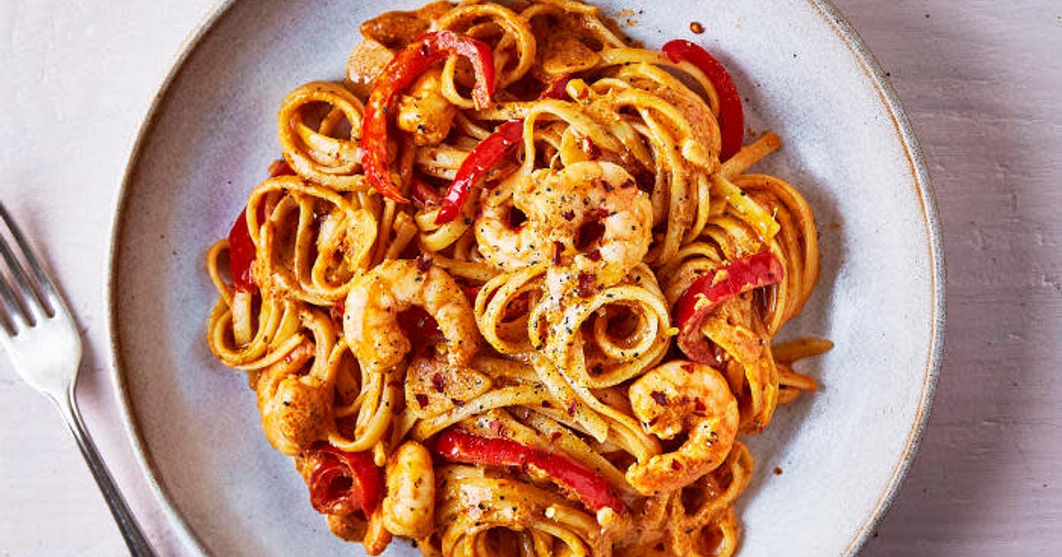 G - Pink Pesto, Prawn & Pepper Courgetti (Tweaked from original) Recipe ...