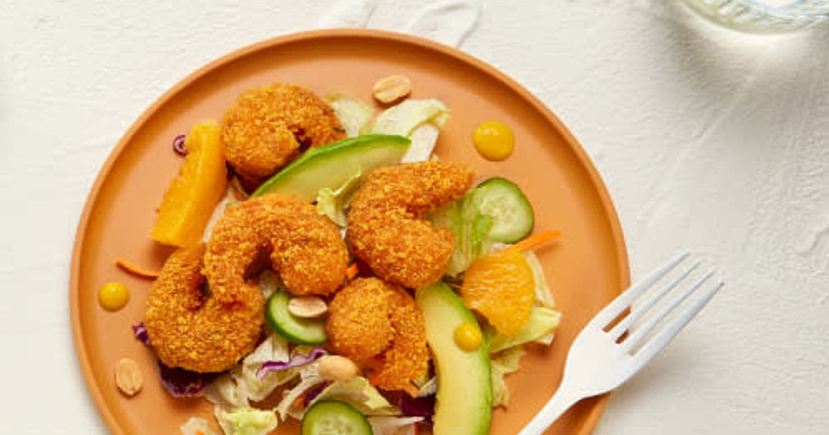 Ensalada de langostinos crunchy con aguacate y naranja Recipe | Samsung ...