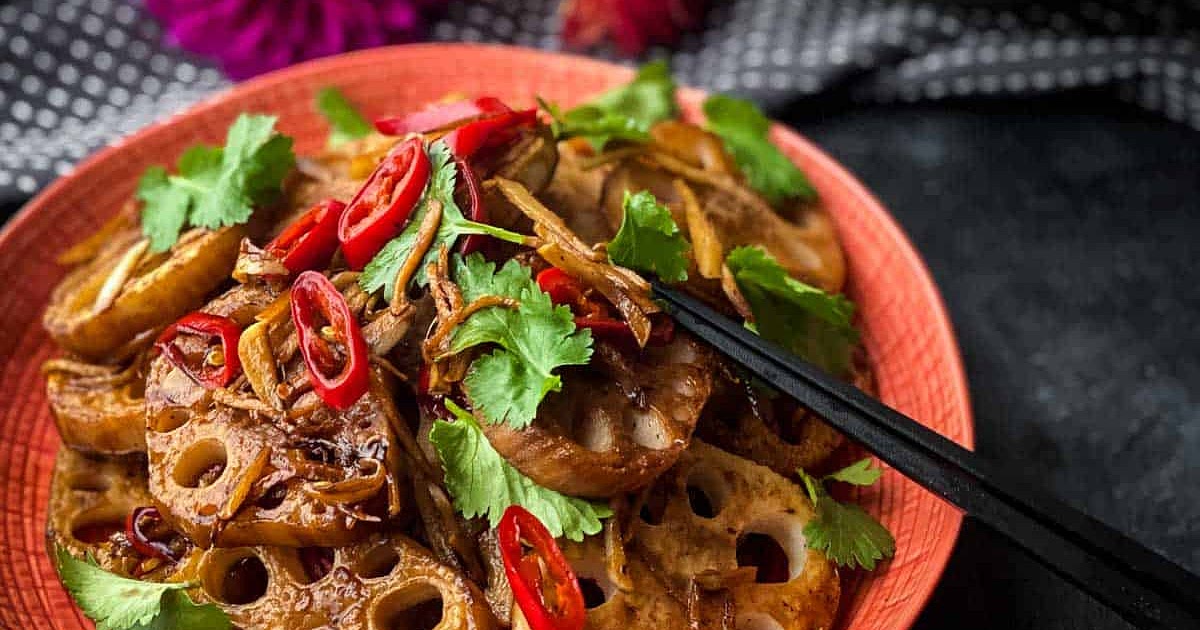 Hot and Sour Stir Fried Lotus Root Recipe | Samsung Food App