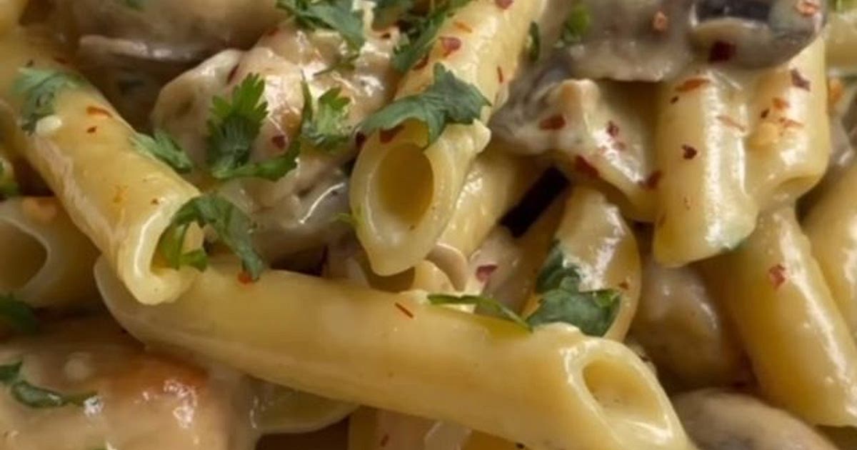 WHAT DO YOU CALL A FAKE NOODLE!? An impasta 😂 This is one of my ...