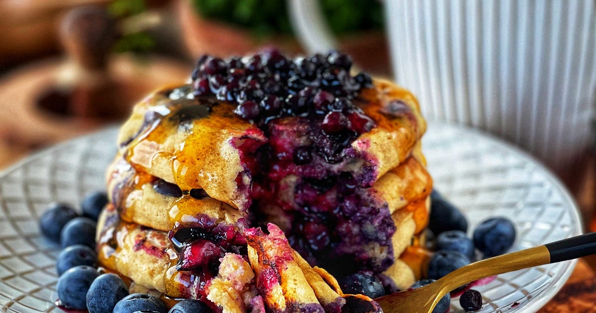 Weight Loss Friendly Blueberry Pancakes | Plantiful Kiki Recipe ...