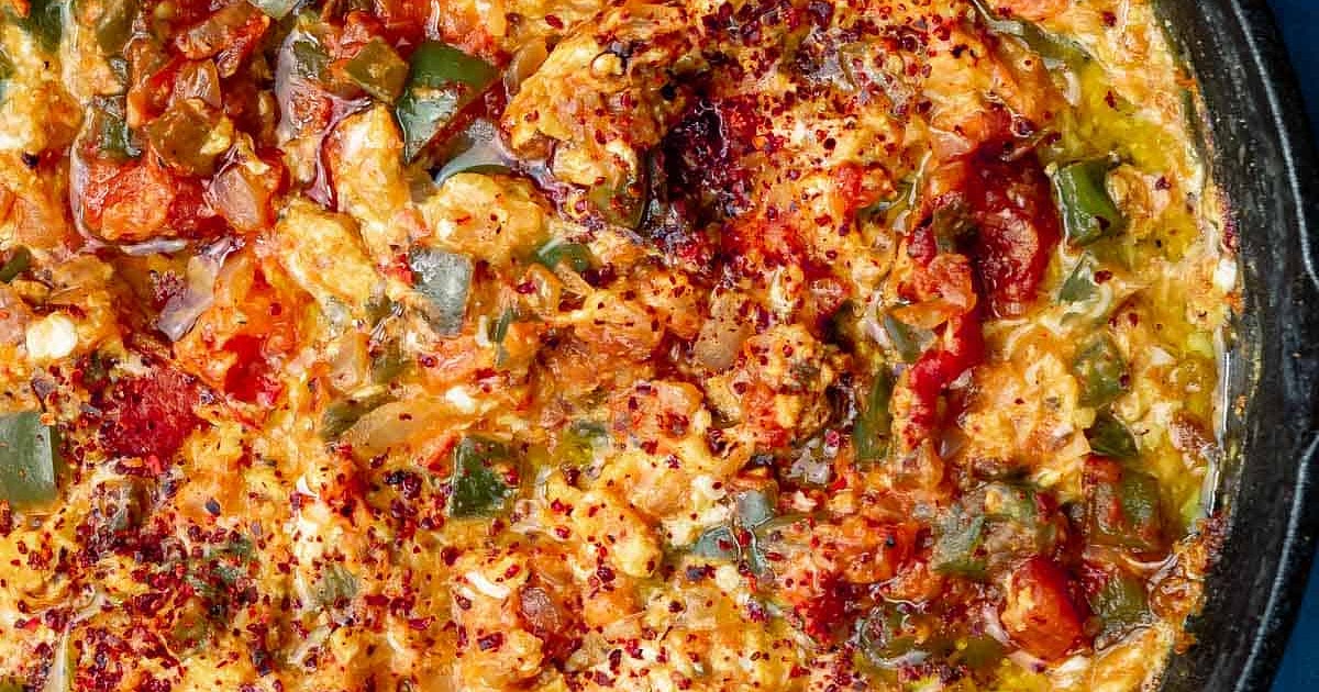 Menemen Recipe: Turkish Scrambled Eggs with Tomatoes | Samsung Food App