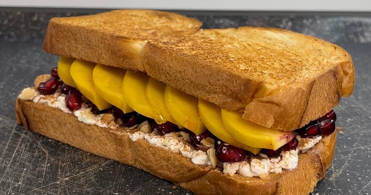 Fruity autumn breakfast sandwich Recipe | Samsung Food App