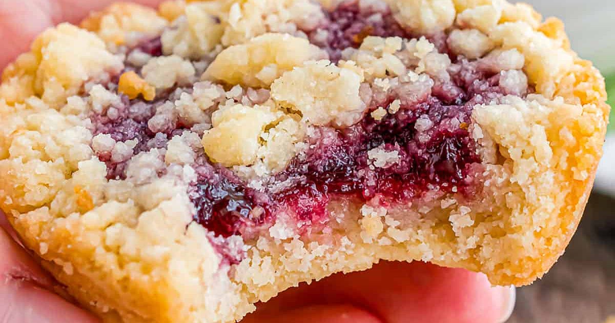 Costco Raspberry Crumble Cookies Recipe | Samsung Food App
