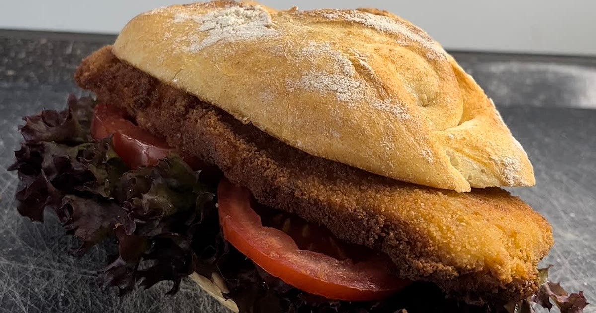 Schnitzel Semmel Recipe | Samsung Food App