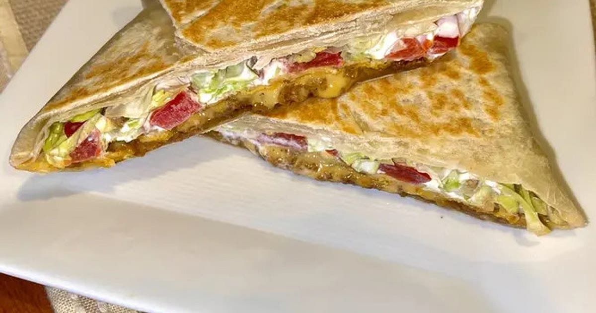 Vegetarian Crunchwrap Recipe | Samsung Food App