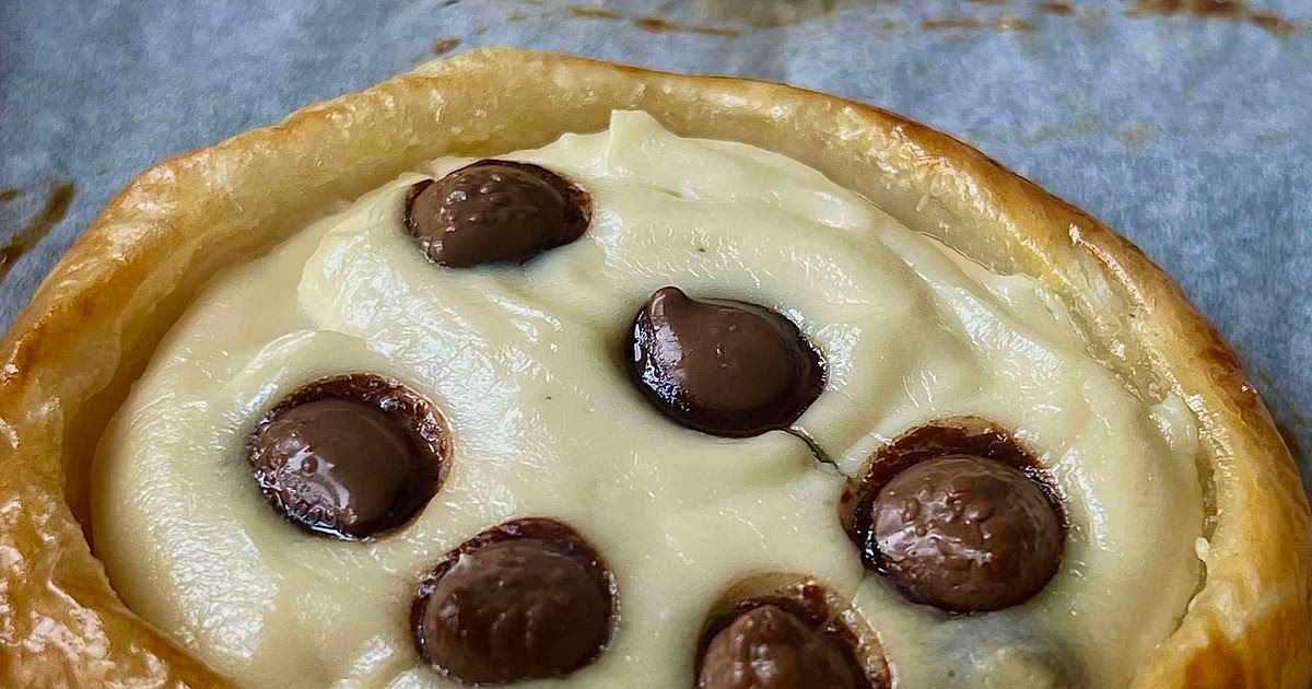 Chocolate Chip cream cheese puffs Recipe | Samsung Food App