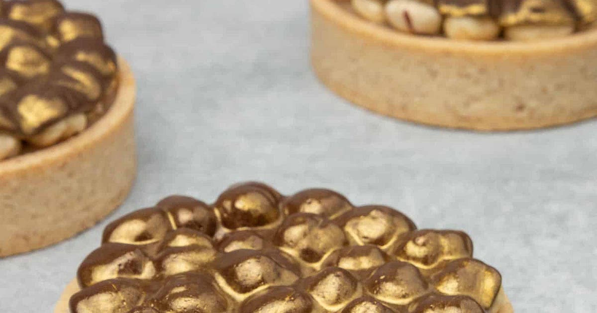 Triple Hazelnut Tart with Gold Chocolate decoration Recipe | Samsung ...