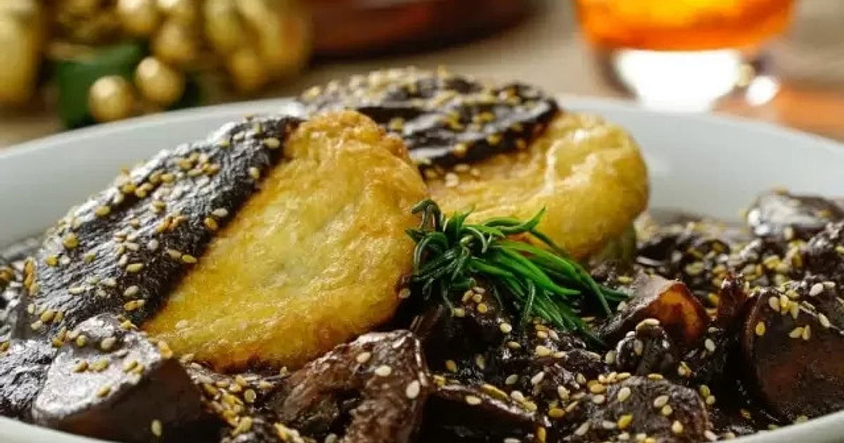 Tortitas de Romeritos con Mole Recipe | Samsung Food App