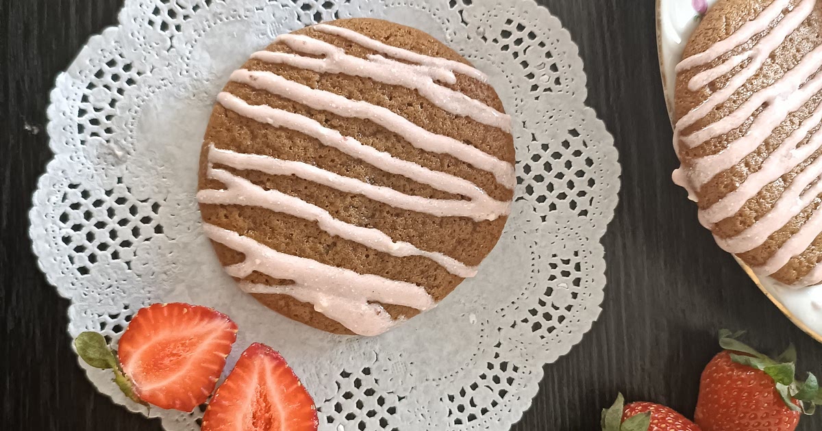 Strawberry Gingerbread Cookies Recipe | Samsung Food App