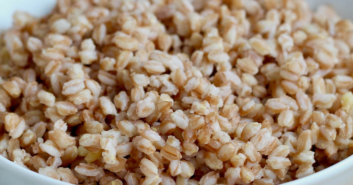Farro in a Rice Cooker Recipe | Samsung Food App