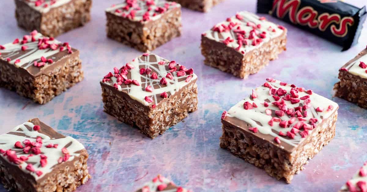 Easy Mars Bar Tray Bake Squares With Rice Krispies Recipe | Samsung ...
