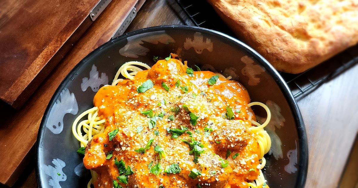 Creamy gochujang spaghetti & vegan meatballs Recipe | Samsung Food App
