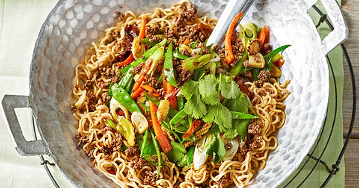 Mie-Hack-Gemüse-Pfanne Recipe | Samsung Food App
