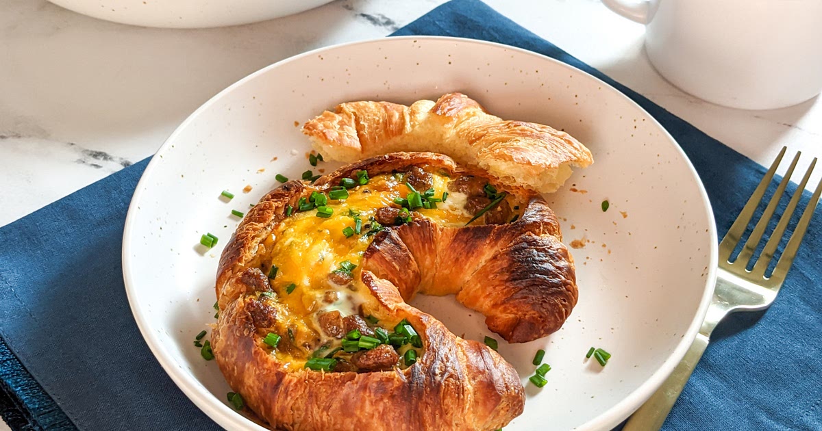 Sausage Cheddar Croissant Boats Recipe | Samsung Food App