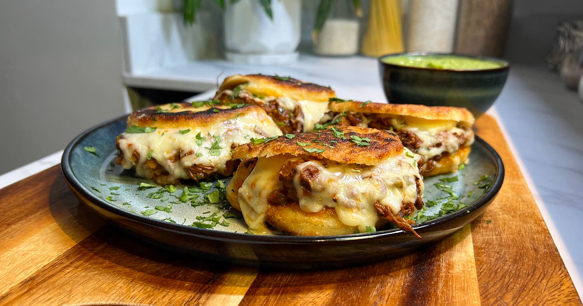 Arepas with Carne Mechada and fresh Guasacaca Recipe | Samsung Food App