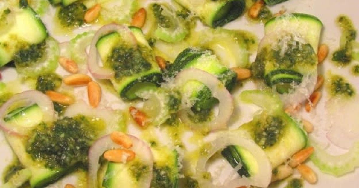 Apio con piñones tostados Recipe | Samsung Food App