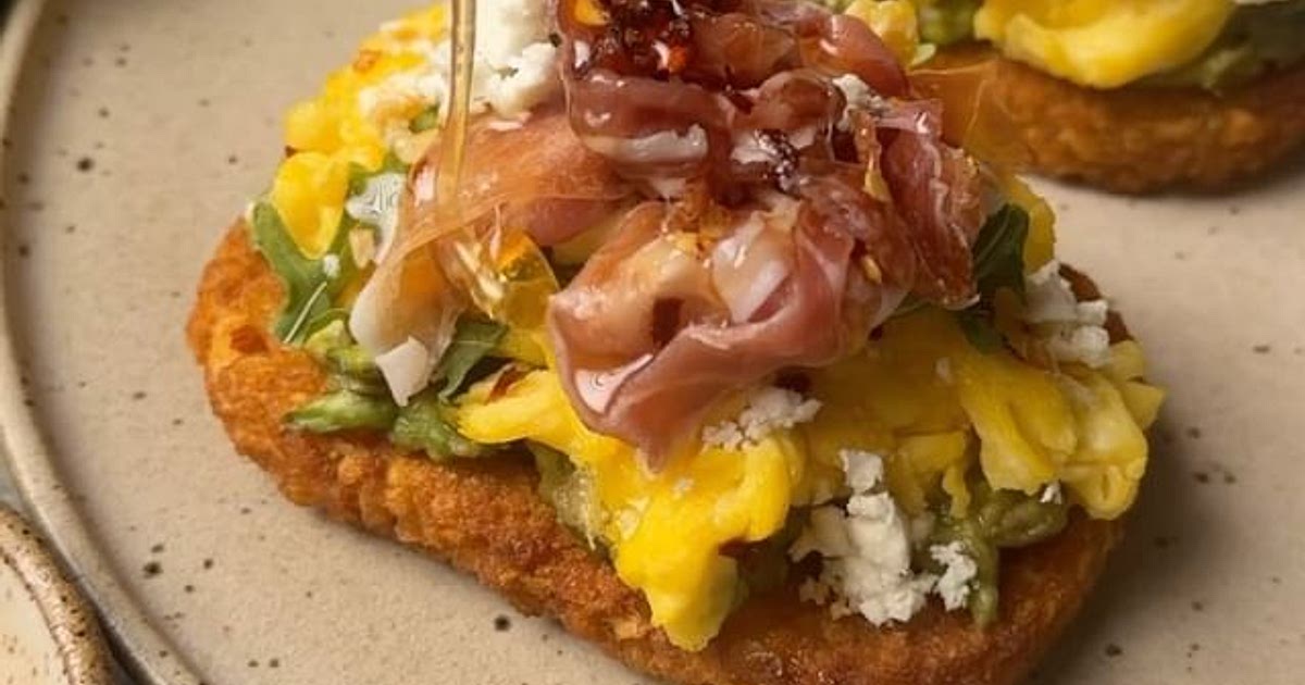 Loaded Hash Brown Toasts Recipe | Samsung Food App