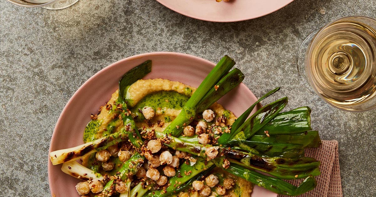 Grilled spring onions and chickpea mash Recipe | Samsung Food App