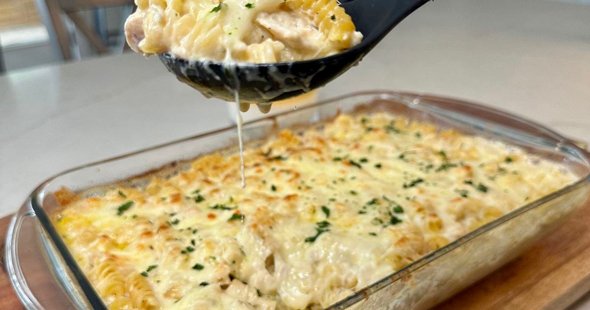 Garlic Parm Chicken Pasta Recipe | Samsung Food App