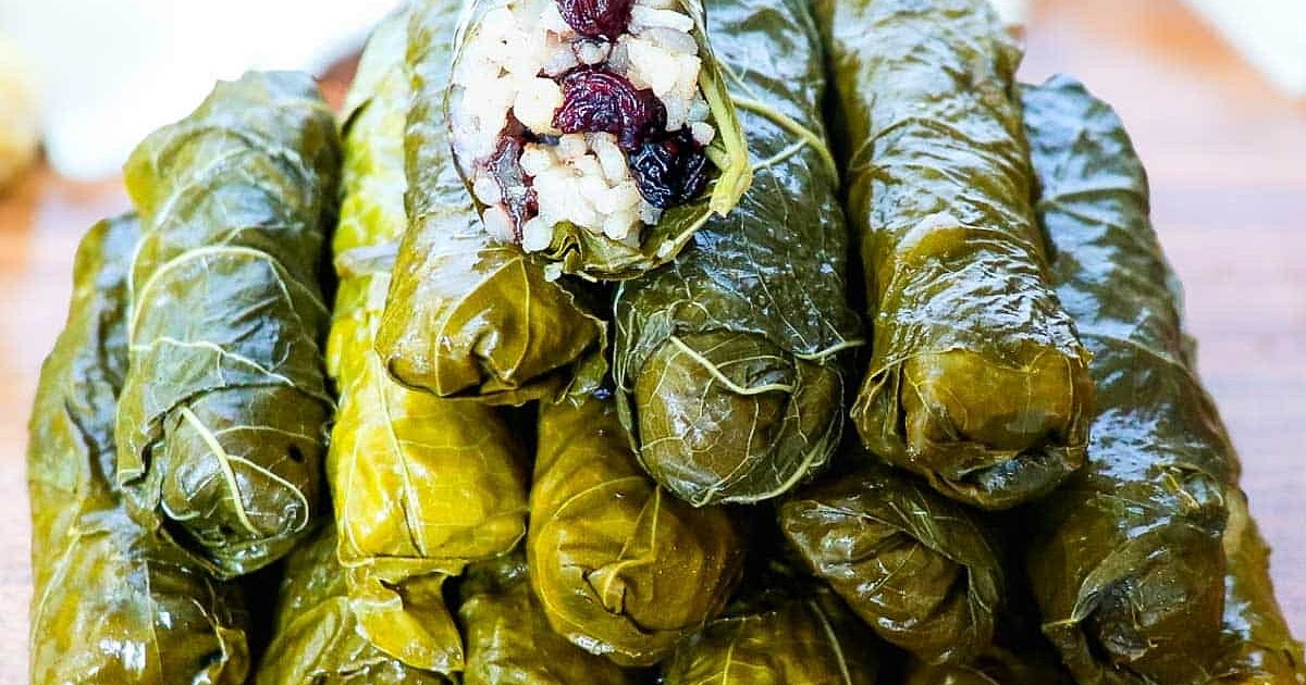 Turkish Stuffed Grape Leaves with Currants Recipe | Samsung Food App