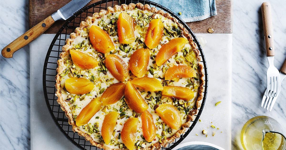 Yotam Ottolenghi's apricot tart with pistachio frangipane Recipe ...