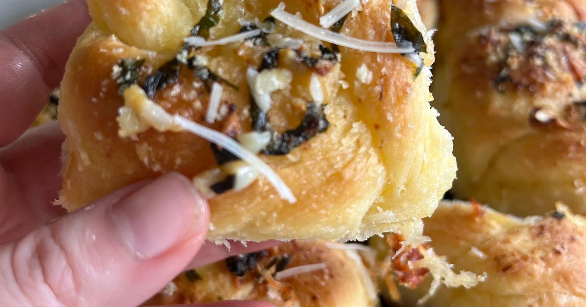 Fluffy No-Knead Milk Bread Miso Garlic Knots Recipe By Kat Lieu ...