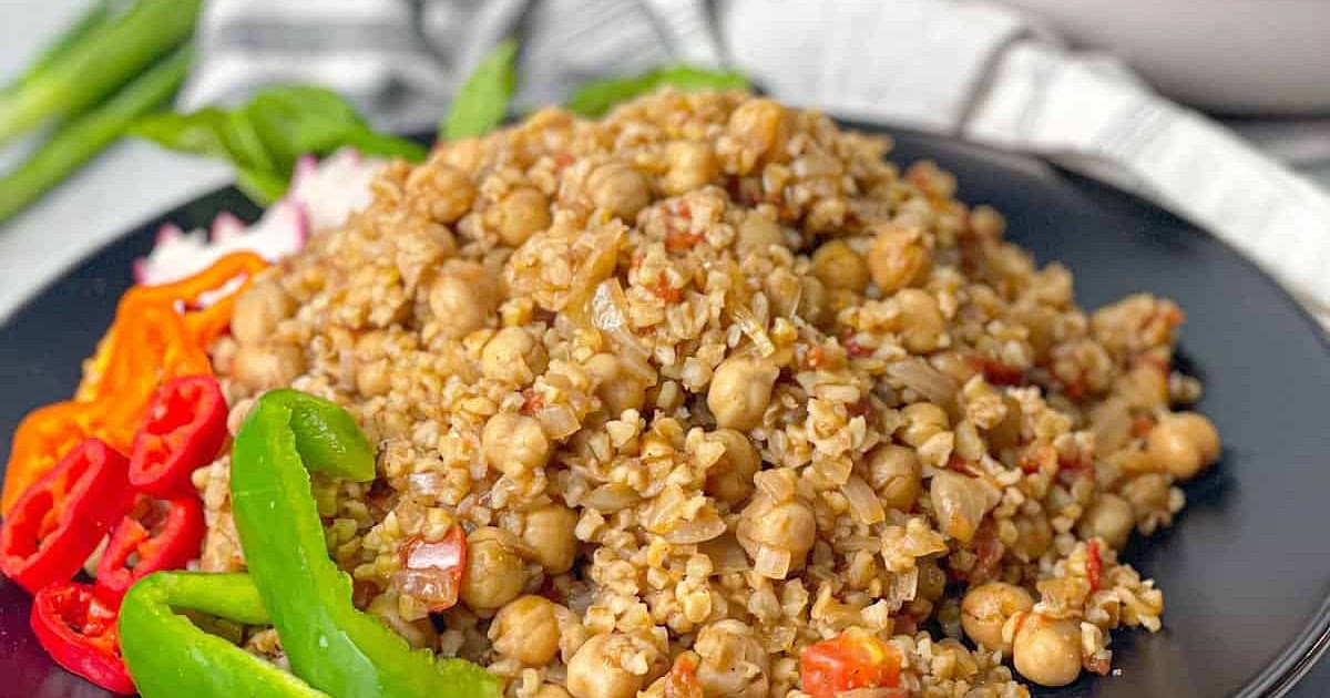 Vegetarian Bulgar and Tomato Pilaf (Burghul w Banadoura) Recipe ...