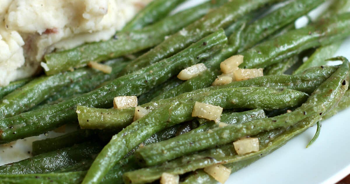 Buttery Garlic Green Beans Recipe | Samsung Food App
